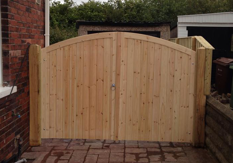 Everything for fencing in Yorkshire Atkinsons Fencing Timber